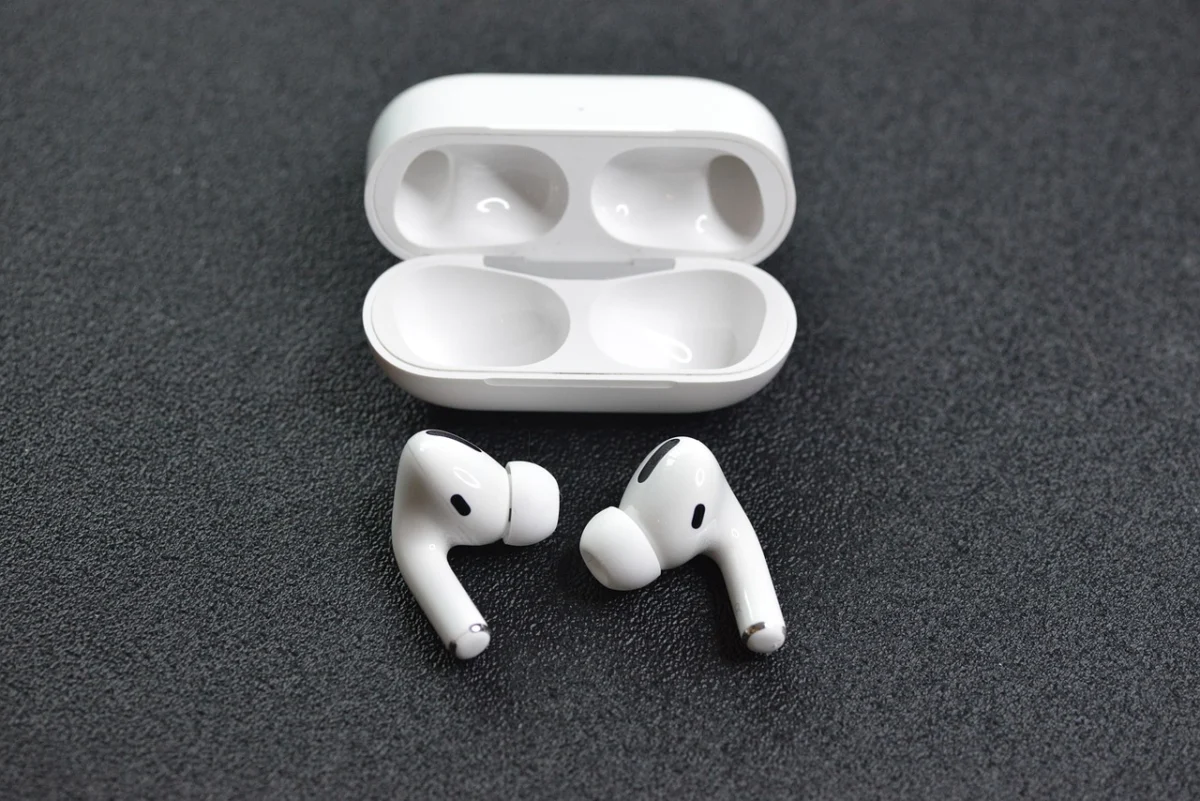 5 Rekomendasi Headset Bluetooth yang Bagus di Tahun 2025 – Sukabumi Ekspres
