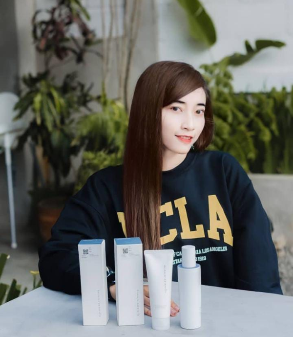 Selebgram Cantik Asal Sumedang Hasilkan Jutaan Rupiah Tiap Bulan – Sumedang Ekspres