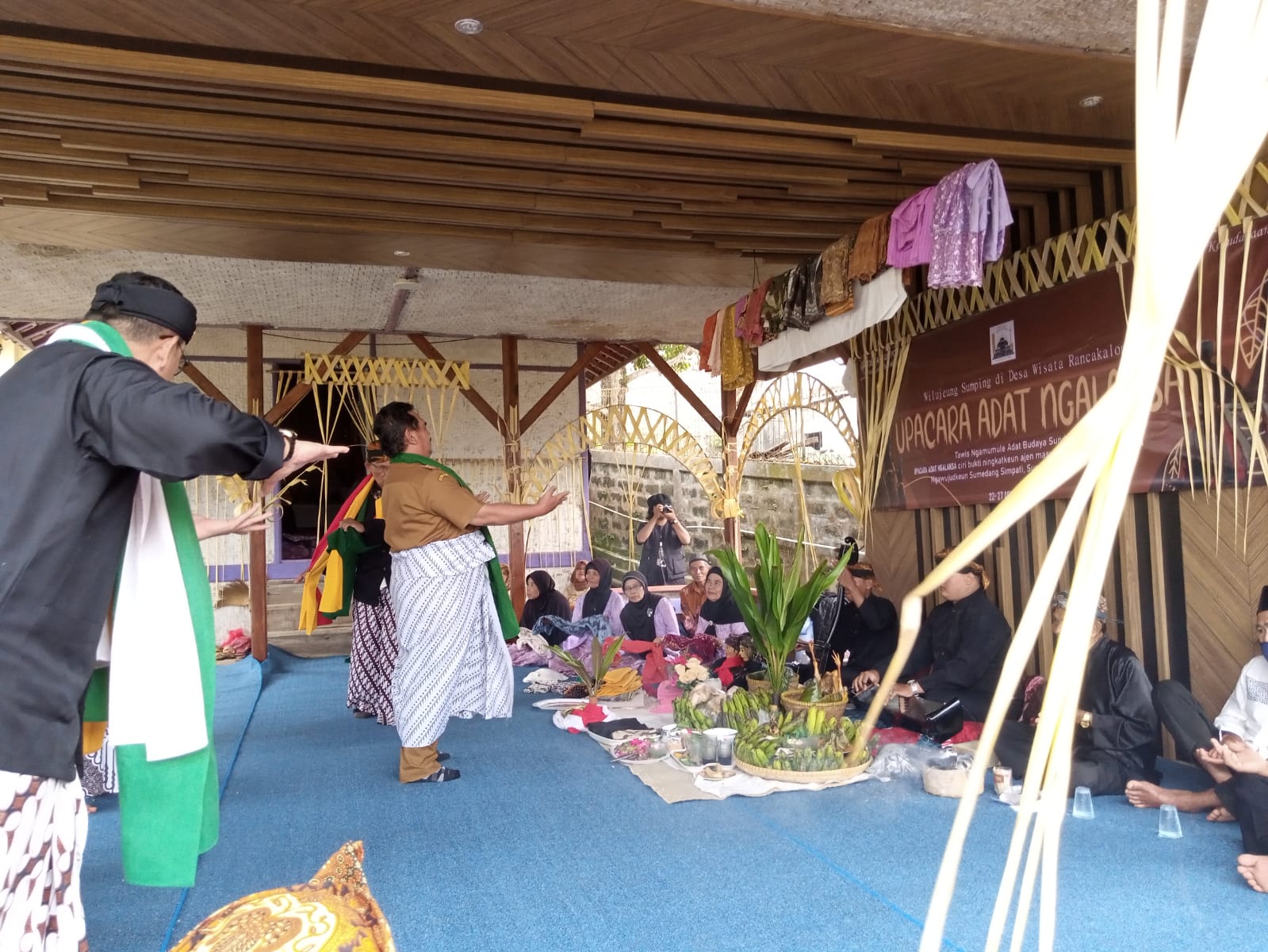 Adat Ngalaksa Tetap Lestari Hingga Sekarang – Sumedang Ekspres