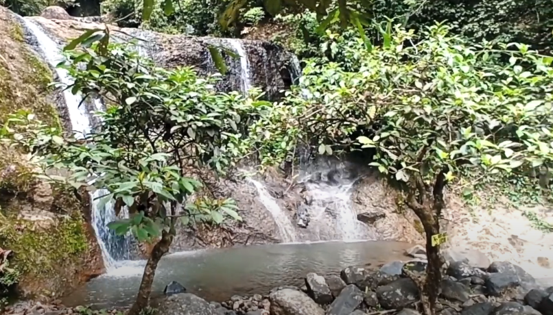 Wisata alam Curug Gorobog Yang Tersembunyi Di Sumedang – Sumedang Ekspres