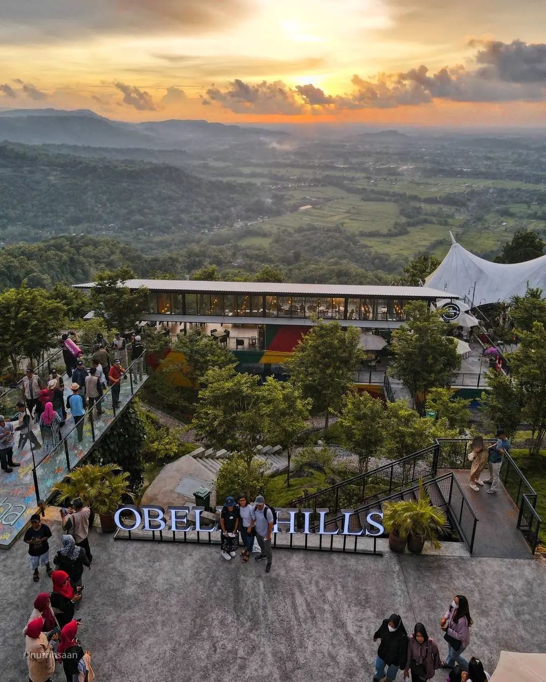 Keindahan Sunset Di Obelix Hills Jogja. Indah Banget! – Sumedang Ekspres