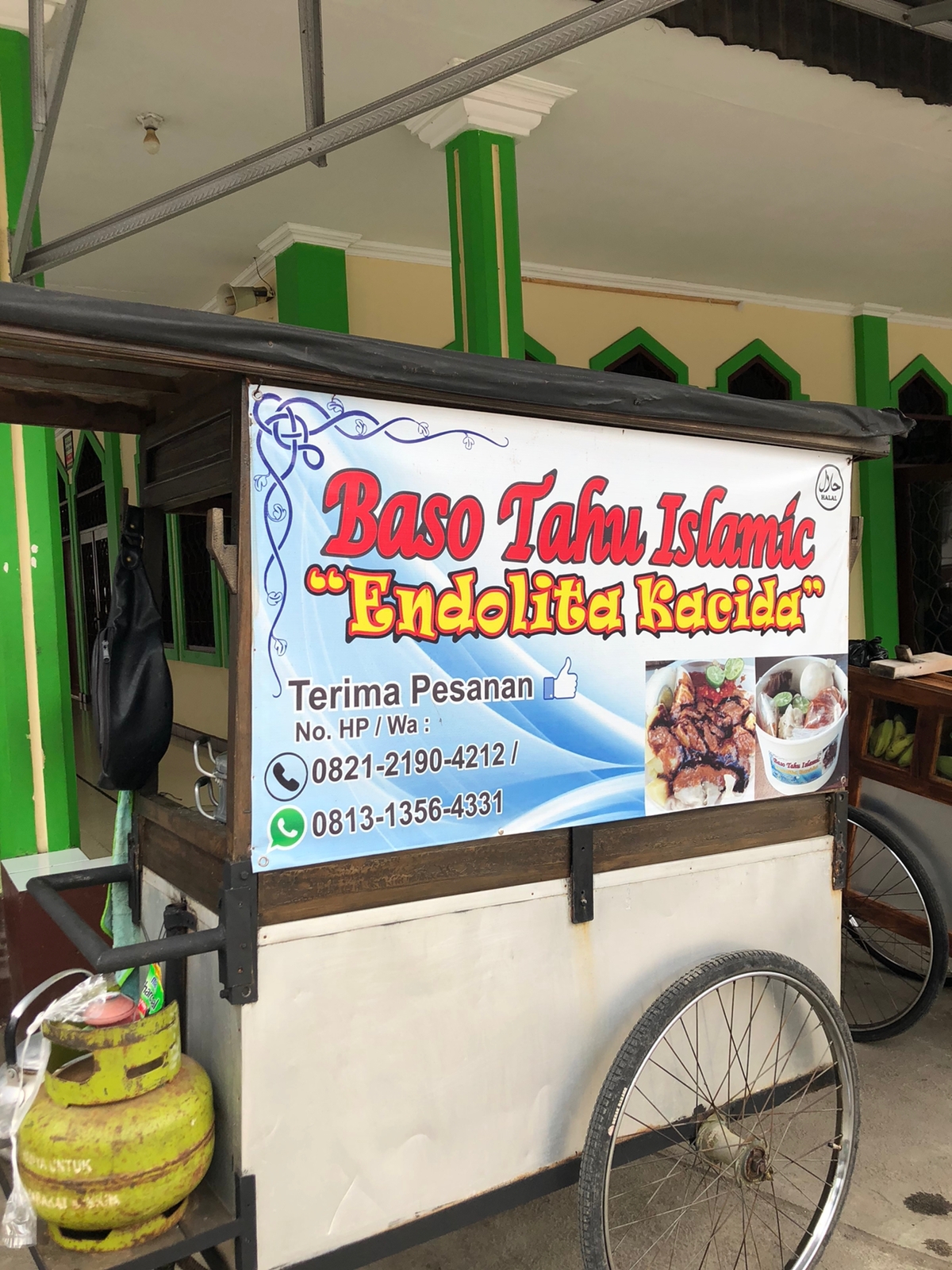 Rekomendasi Jajanan Enak Islamic Center Sumedang, Wajib Coba ...