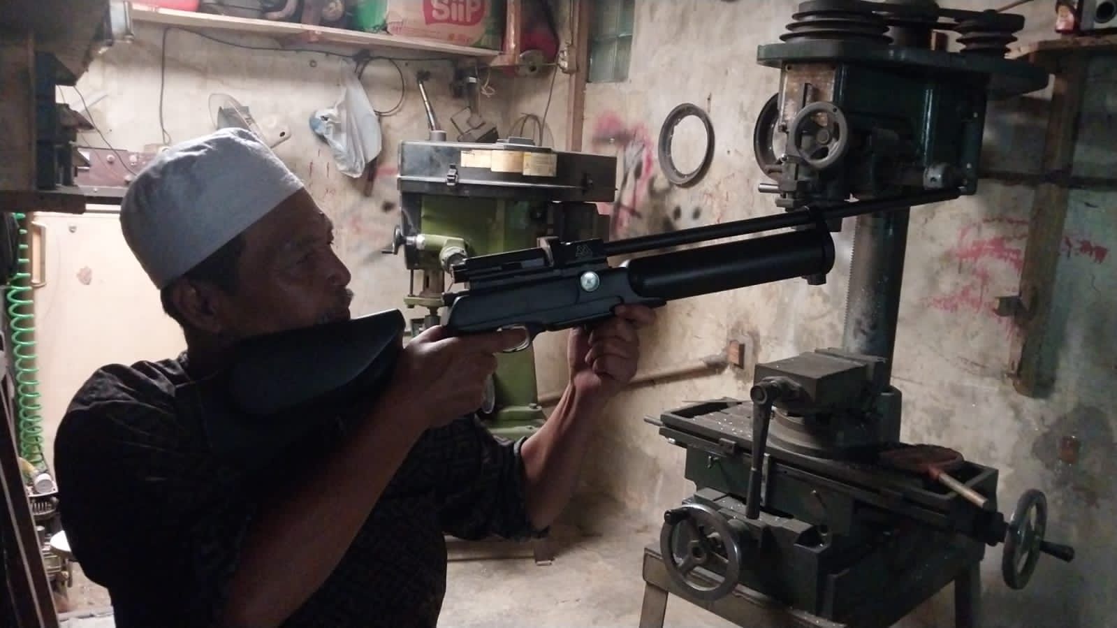 Polda Jabar Datangi Pengrajin Senjata Api – Sumedang Ekspres