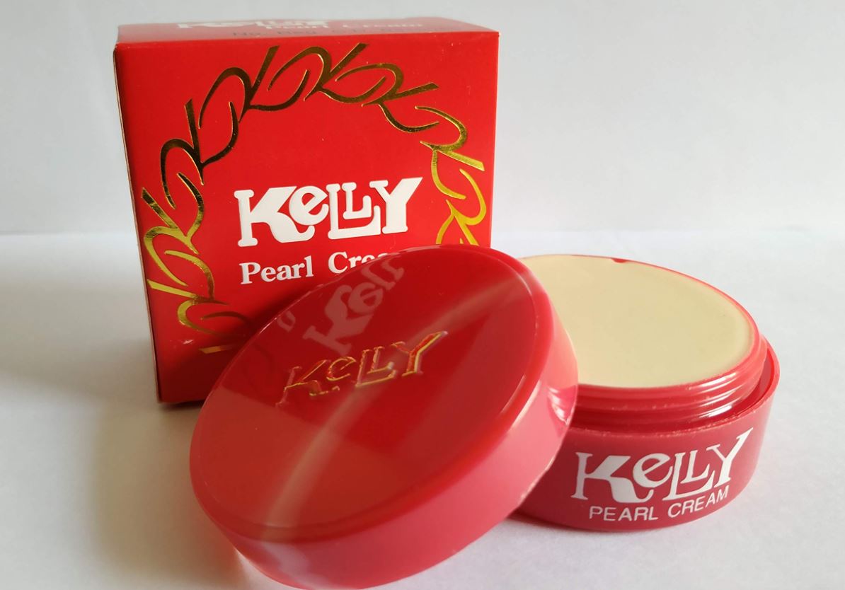 Cara Memakai Bedak Kelly Agar Cepat Putih, Dijamin Langsung Glowing ...