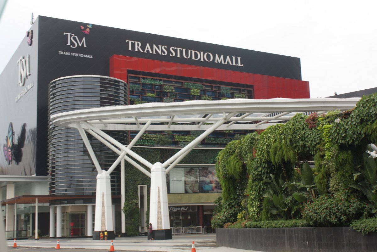 Ke Trans Studio Mall Bandung via Tol Cisumdawu Hanya Hitungan Menit ...