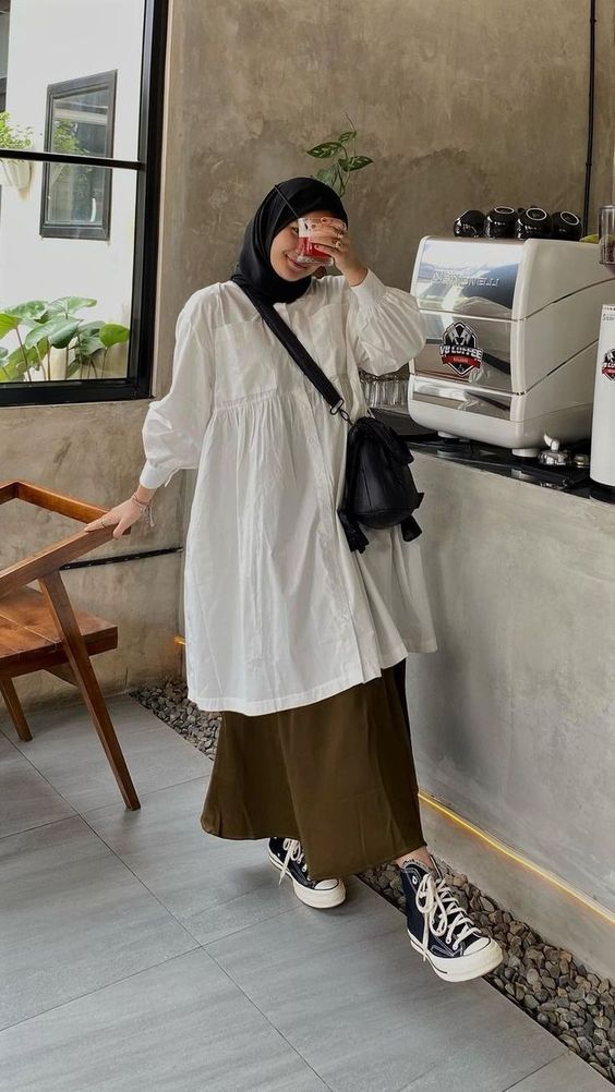 OOTD Gamis Putih Untuk OTW Kampus dan Kajian Di Jamin Nyaman dan Gak Akan Gerah Di Body 🥵 ...