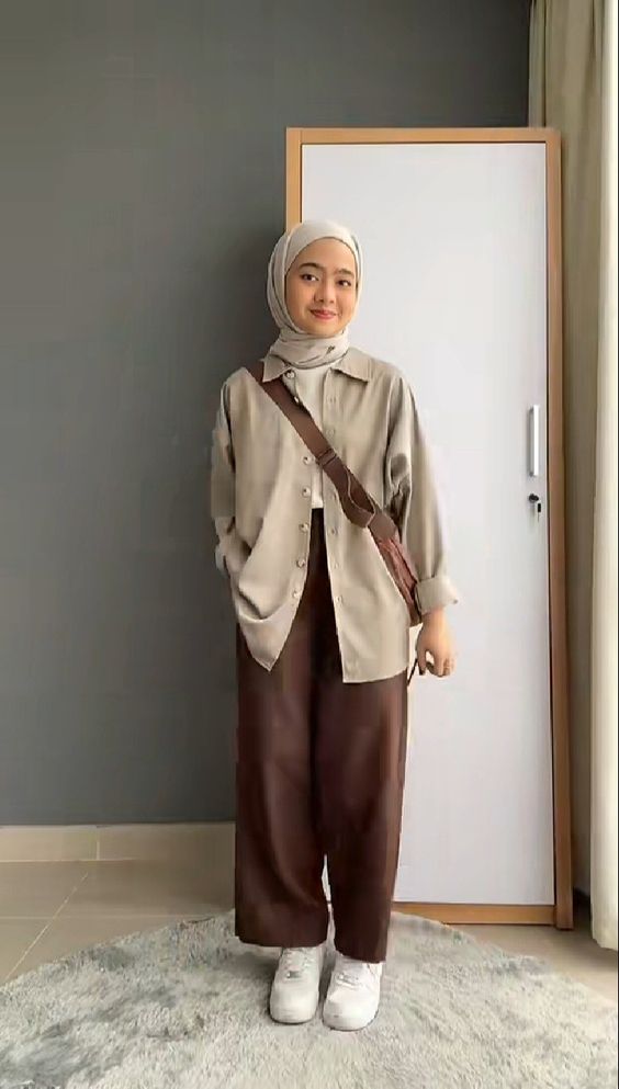 Rekomendasi 4 Warna Baju Coksu Cocok dengan Kerudung Warna Apa Gaiss ...