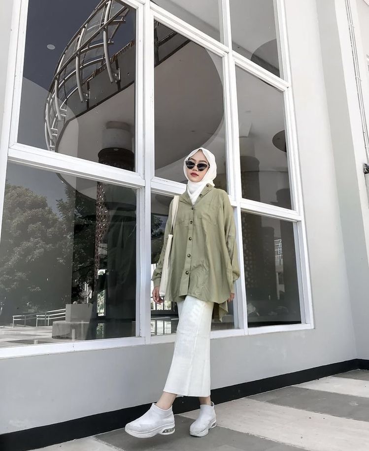 Bikin Penampilanmu Makin Kece, Inilah Warna Hijab Yang Senada Dengan Baju Warna Sage! – Sumedang ...