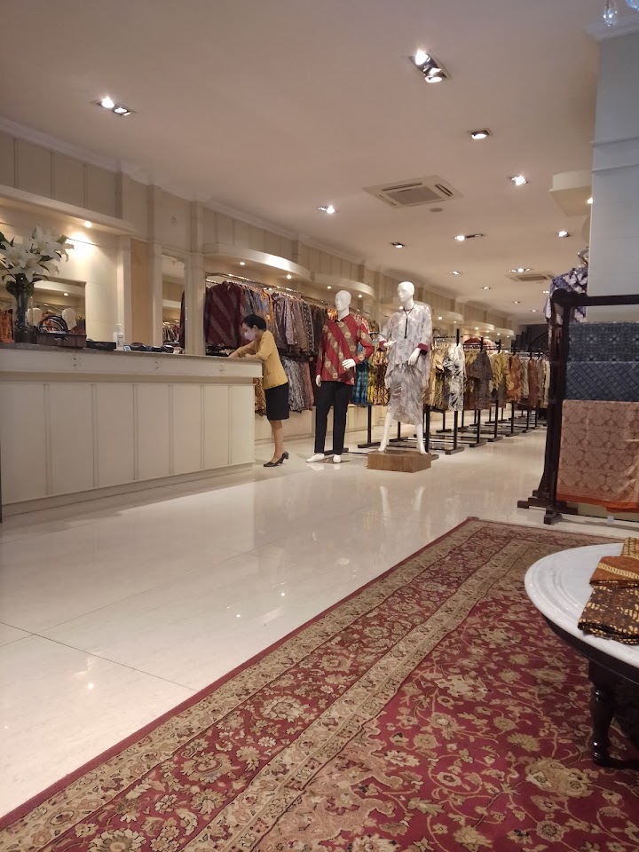 Wisata Belanja Batik di Bandung: Keindahan Tenunan Tradisional ...