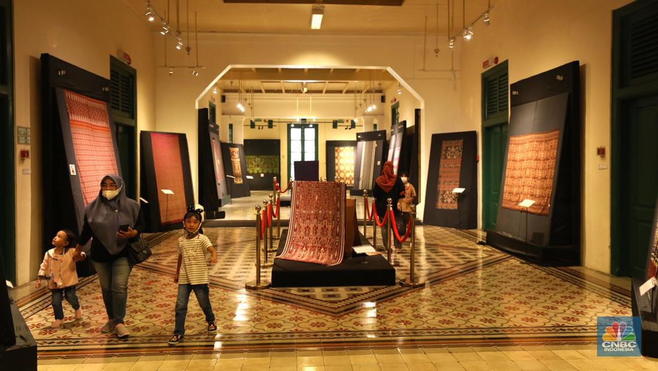 Sejarah Batik Sunda di Museum Tekstil Bandung – Sumedang Ekspres