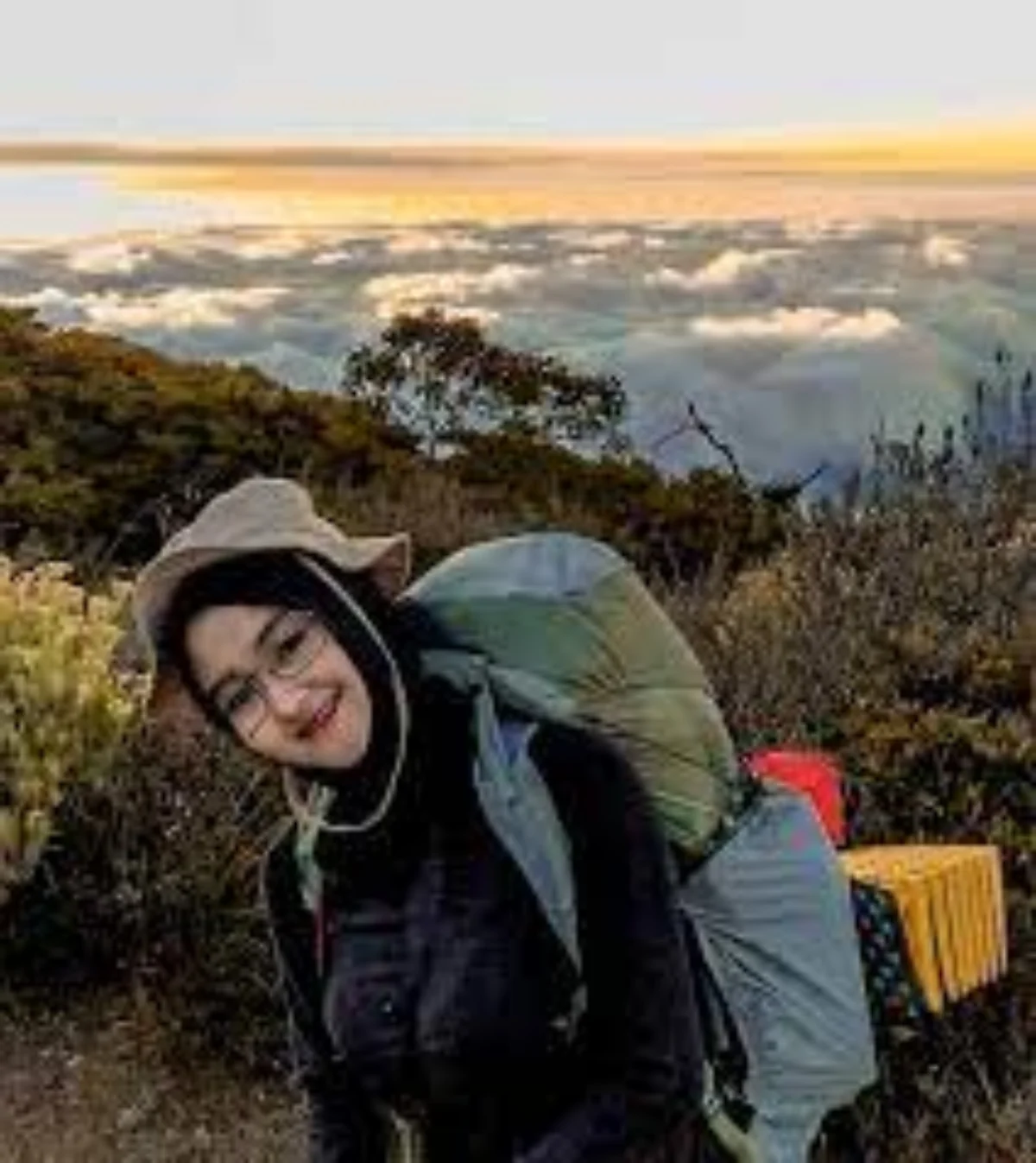 Rekomendasi OOTD Pendaki untuk Wanita: Stylish dan Fungsional ...