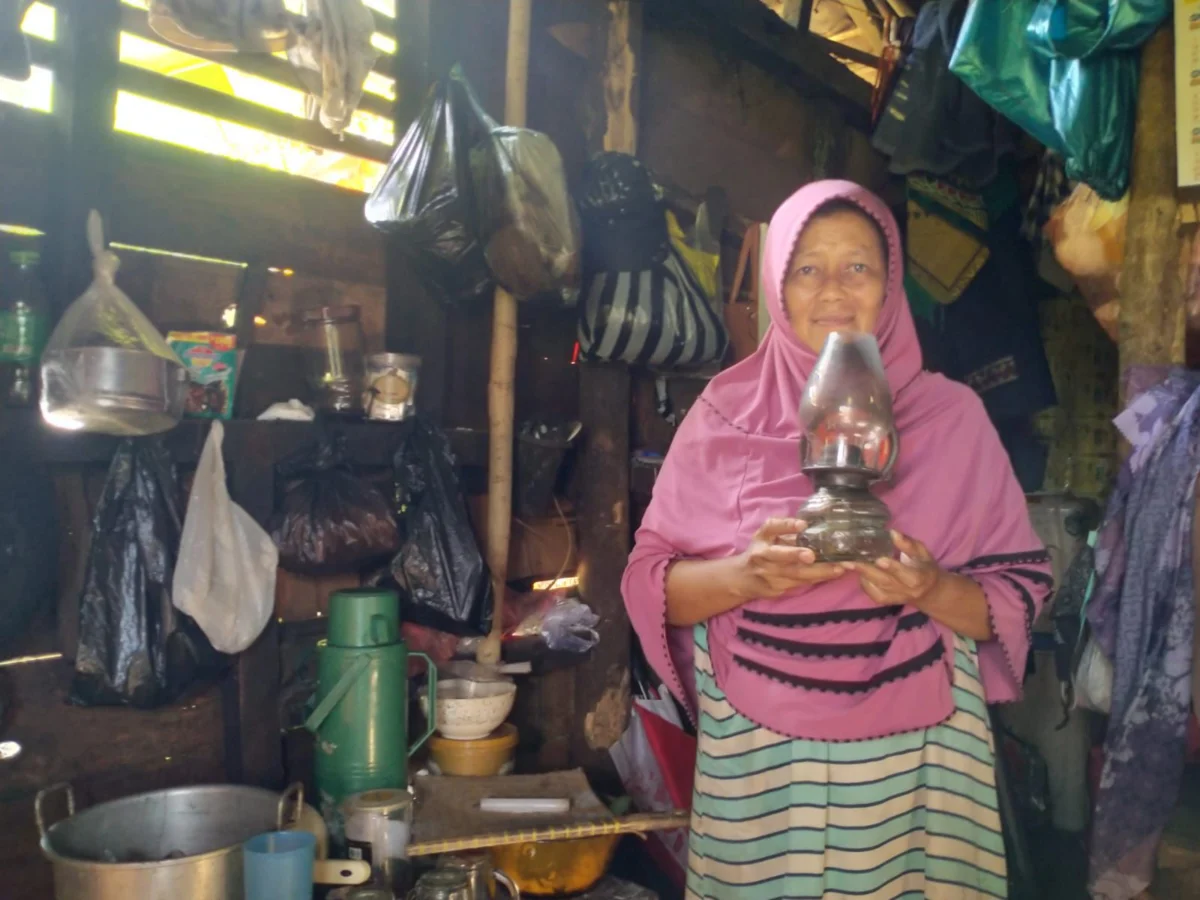 Hidup Dalam Kemiskinan, Engkus dan Keluarganya Telah Menumpang di Tanah Milik Orang Lain, Tanpa ...