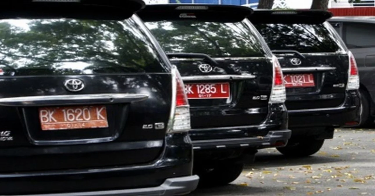 Masyarakat Sindir Mobil Plat Merah yang Isi BBM Bersubsidi Setelah ...