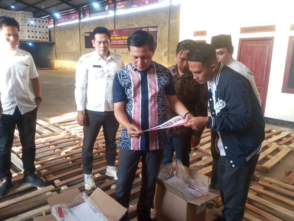 KPU Sumedang Terima Logistik Pilkada 2024: Siap Salurkan ke PPK – Sumedang Ekspres
