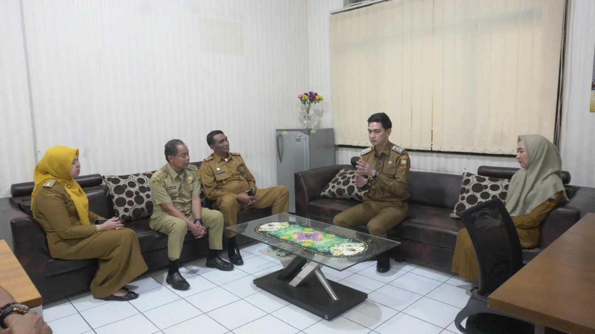 Dony-Fajar Fokus Ciptakan Lapangan Kerja – Sumedang Ekspres