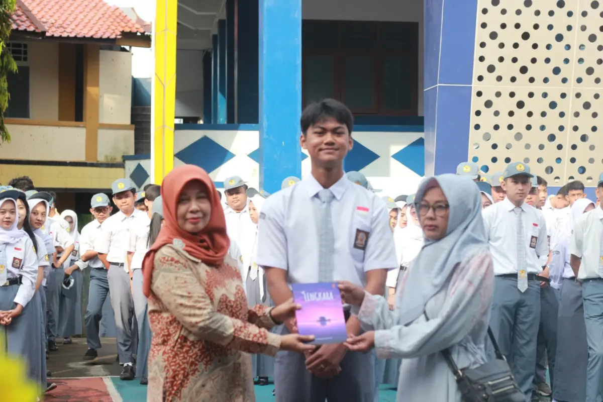 SMK Informatika Sumedang Luluskan Siswa Berprestasi Angkatan Tahun 2024-2025 – Sumedang Ekspres
