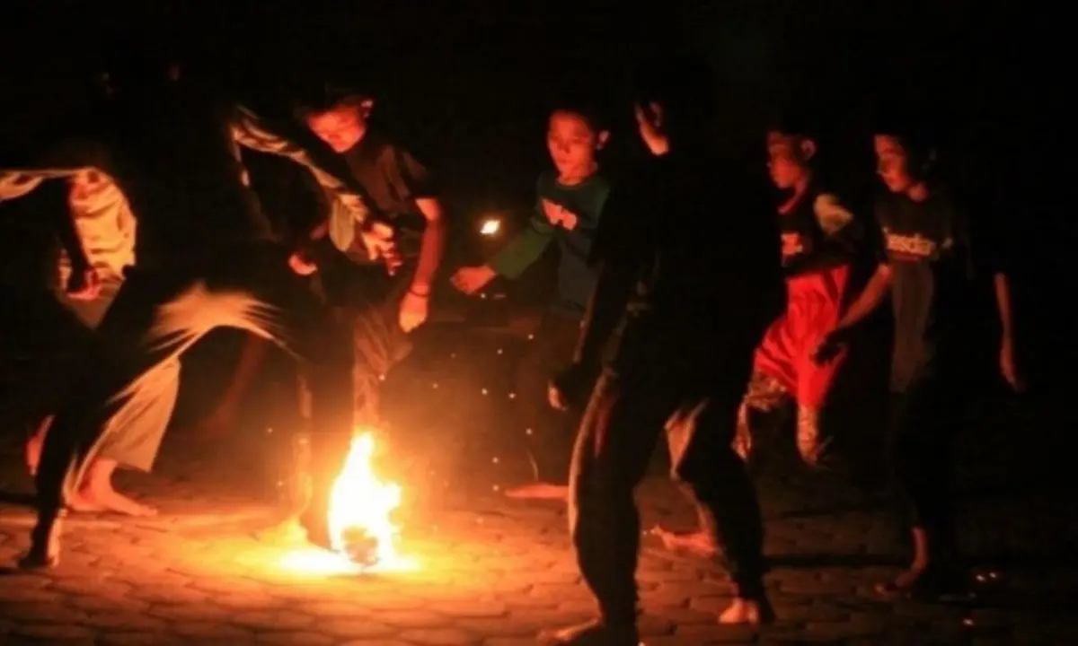 Tradisi Bola Api: Warisan Pesantren yang Menyala dari Sumedang ...